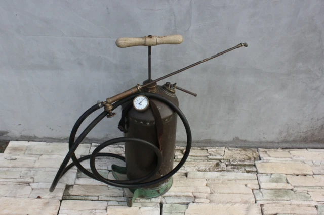 VINTAGE PNEUMATIC HAND Sprayer Pump and Knapsack, 30s Copper and Brass ...