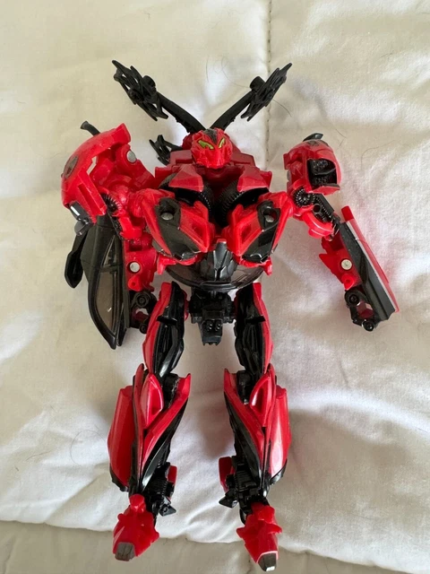 HASBRO TRANSFORMERS STUDIO Series SS-02 STINGER Deluxe Class Decepticon ...
