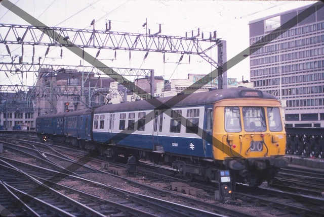 RAILWAY LOCOMOTIVE 35MM Slide – Class 303 Emu At Glasgow Central 1978 £ ...