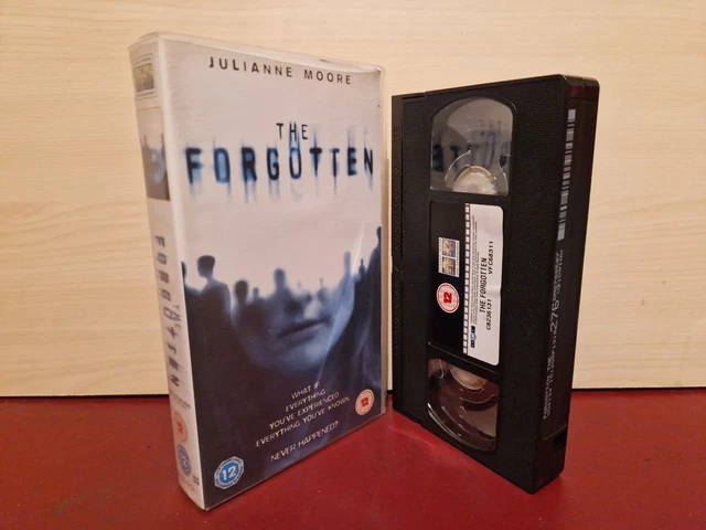 THE FORGOTTEN - Julianne Moore - PAL VHS Video Tape (A201) £3.99 ...