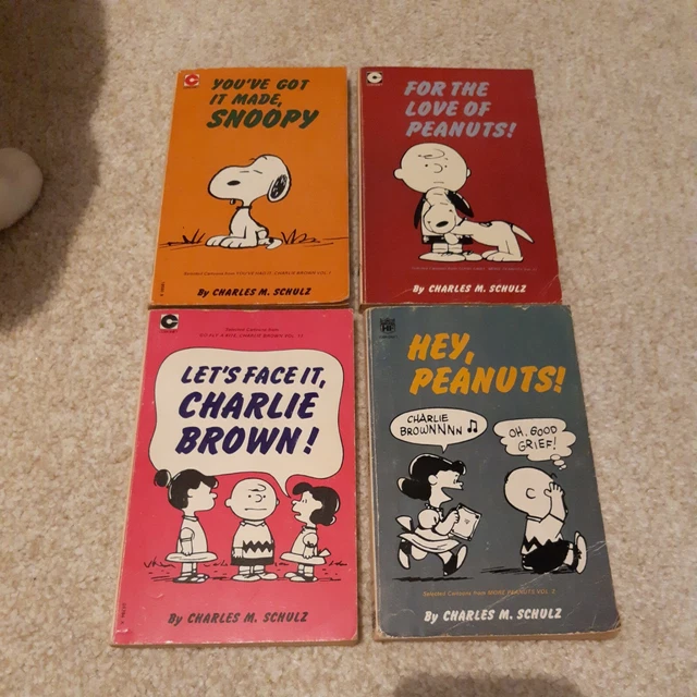 1970S CHARLIE BROWN, Peanuts and snoopy bundle By CHARLES M SCHULZ ...