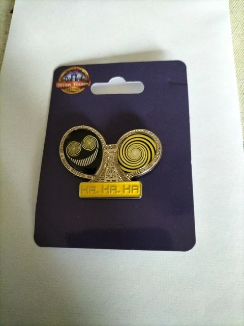 ALTON TOWERS THEME park Smiler pin badge Merlin entertainments Thorpe ...