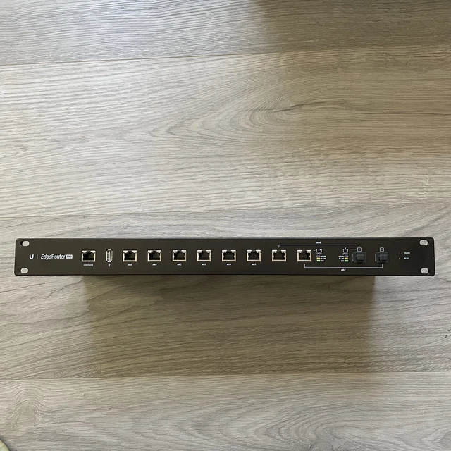 UBIQUITI NETWORKS EDGEROUTER Pro 8 (ERPro-8) Enterprise Network 8 Port ...