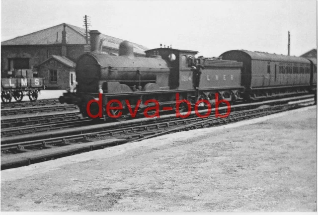 RAILWAY PHOTO LNER J21 1814 Ripon c1936 NER 4-4-0 Loco North Eastern £3 ...