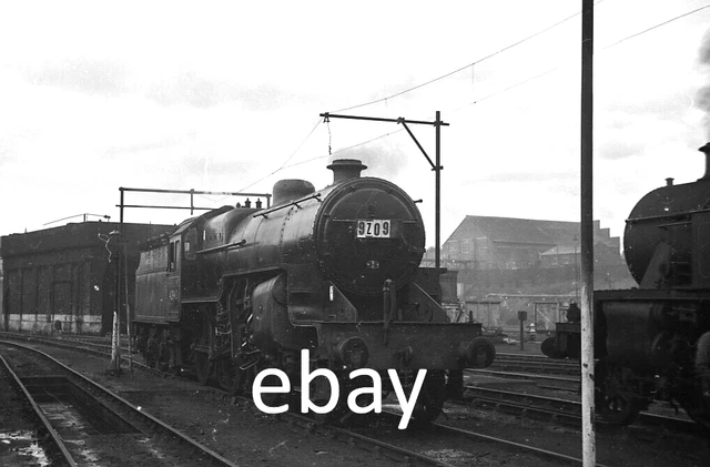ORIGINAL 35MM NEGATIVE OF LMS STEAM LOCO 42943 in AUGUST 1961 £3.99 ...