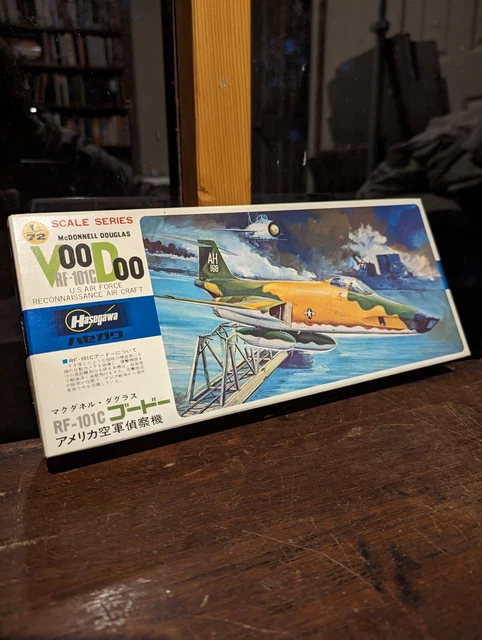 VINTAGE HASEGAWA RF-101C Voodoo Model Aircraft Kit - 1:72, 1974 $58.00 ...