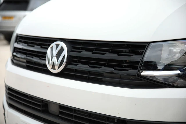 VW TRANSPORTER T6 R-Line Front Grille Trims - Gloss Black Painted and ...