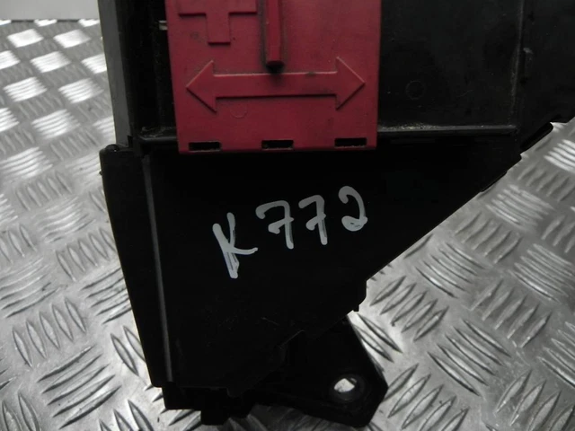 BOÎTE À FUSIBLES MERCEDES-BENZ A 205 540 22 50 CLASSE C (W205) 2015 EUR ...