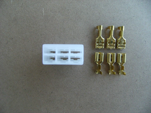 ANSCHLUSS STECKER BOSCH Warnblinkschalter Hella Blinkrelais IHC Farmall ...