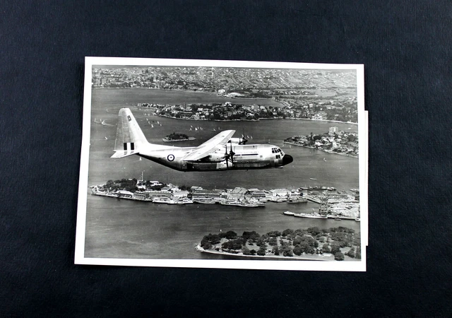 PHOTO AVION AIRCRAFT LOCKHEED HERCULES C130 ROYAL AUSTRALIAN ...