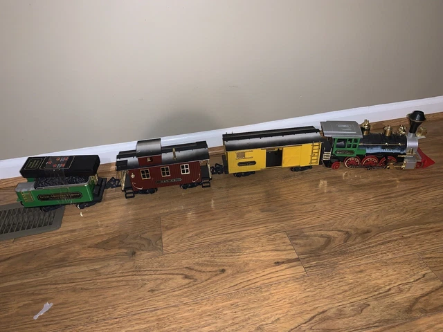VINTAGE 1981 DENVER Express Train Set Engine by New Bright D&W R R Toy ...