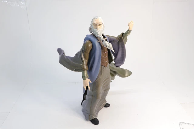 HARRY POTTER MATTEL Albus Dumbledore Deluxe Spell Casting Action Figure ...