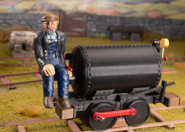 GARDEN RAILWAY SM32 Mamod 16mmLive Steam Motley Miniatures Seated ...