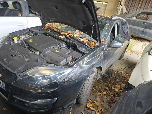 BOITIER SERVITUDE MOTEUR (BSM) RENAULT LAGUNA 3 PHASE 2 BREAK ...