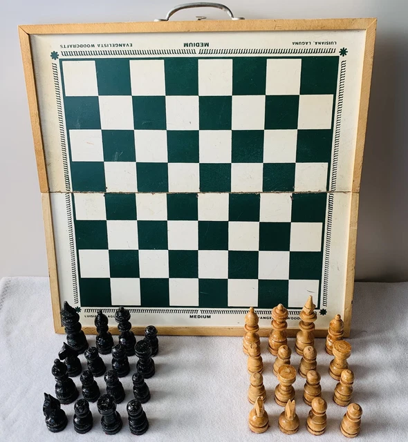 VINTAGE MEDIUM WOODEN Chess Set Foldable Travel Evangelista Philippines ...