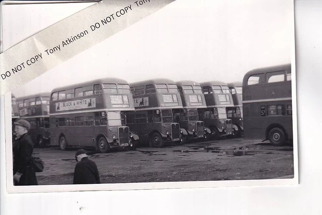 LONDON TRANSPORT - NEW RTs @ EDGEWARE - LUCxxx, ETC. - BUS PHOTO #REF ...