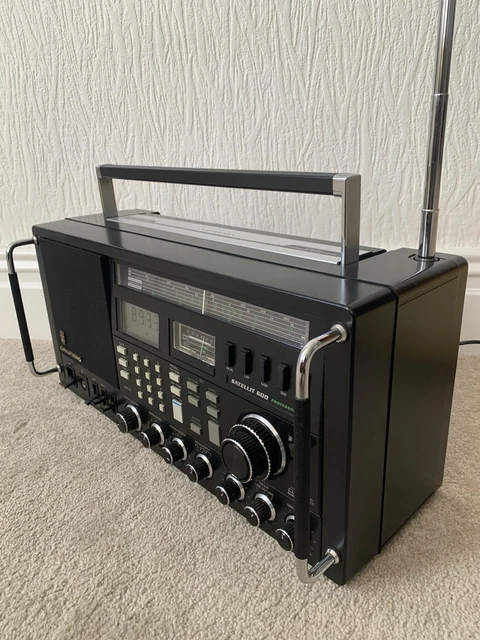 VINTAGE GRUNDIG SATELLIT 600 Professional Portable Radio £56.04 ...