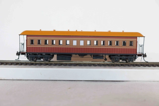 AUSTRAINS NSW HO BI 1st Class/FO 2nd Class End Platform Sitting Car ...