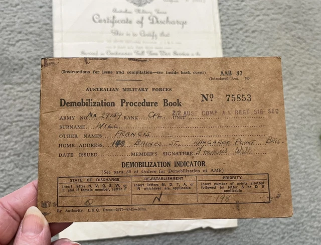 WW2 1945 AUSTRALIAN Military Demobilization Procedure Book & copy of ...
