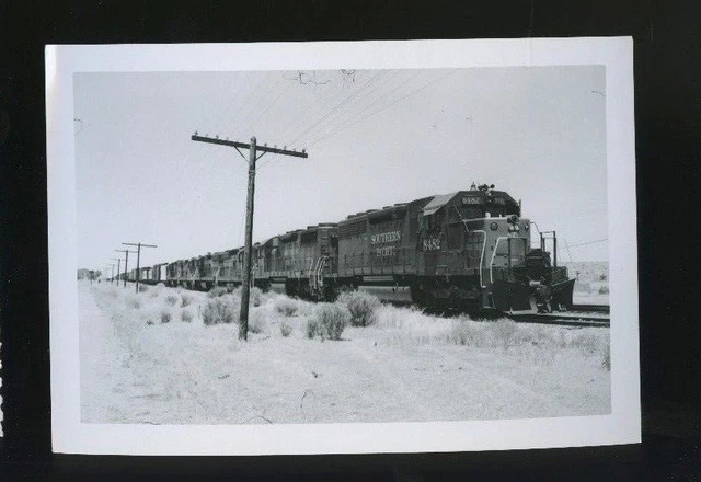 LOCOMOTIVA SP SOUTHERN Pacific EMD SD40 anni '60 #8482 - Foto ...