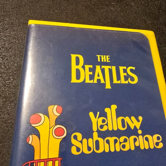THE BEATLES YELLOW Submarine Clamshell VHS Animated Ringo Starr Paul ...