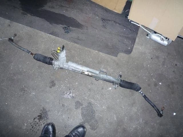 VOLVO VOLVO 80 series 2000 Power Steering Rack and Pinion Assembly ...