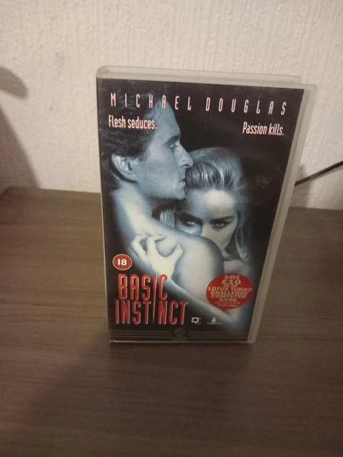 BASIC INSTINCT, VHS Video, Michael Douglas, Cert 18 Movie £2.61 ...