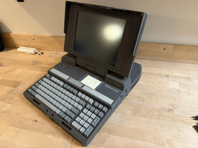 RARE VINTAGE TOSHIBA T5200/100 Laptop Computer MS DOS 5.0 1991 - Bad ...