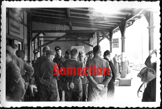 I5/6 WW2 ORIGINAL Photo Of German Enlisted Airmen At Lippstadt Train ...