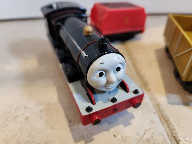 BLACK JAMES - Tomy Plarail Thomas Tank Engine Trackmaster Train Japan ...