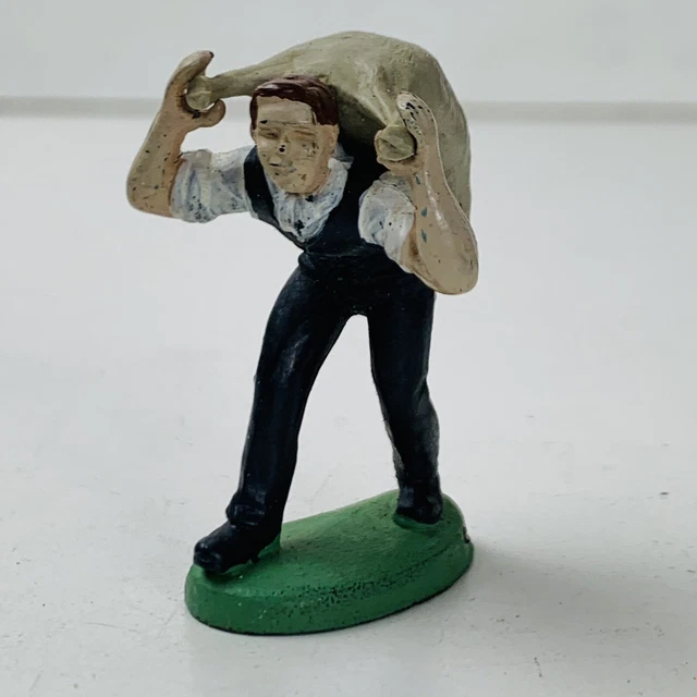 VINTAGE BRITAINS 1:32 Original Man Carrying Sack Figure £12.95 ...
