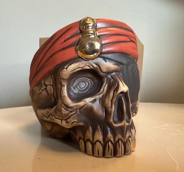 DISNEY PARKS 2025 Beak and Barrel PLUNDERER'S PUNCH Pirates Caribbean ...