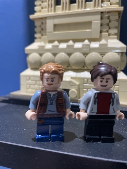 LEGO JURASSIC WORLD Owen Grady Zach Mitchell Minifigure 75941 75930 ...