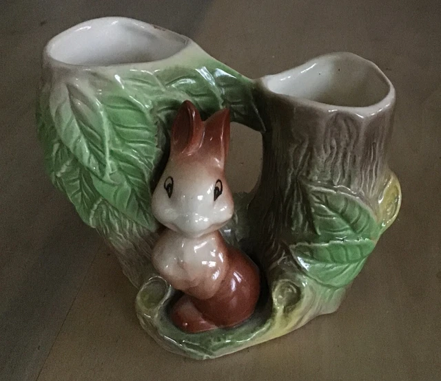 VINTAGE WITHERNSEA POTTERY Eastgate Fauna Double Vase Rabbit By Tree No ...
