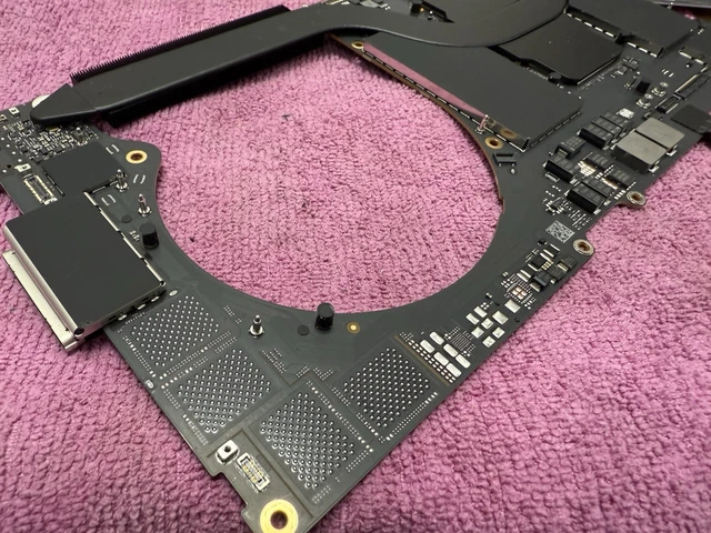 APPLE MACBOOK PRO 16” A2485 Motherboard M1 Logicboard Emc 3651 £89.00 ...