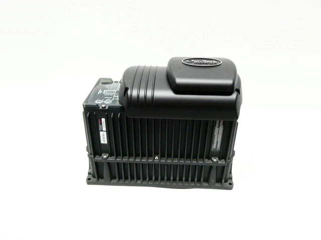 OUTBACK POWER FXR2524A Monofase Inverter/Caricabatterie 24v-dc 120v-ac ...