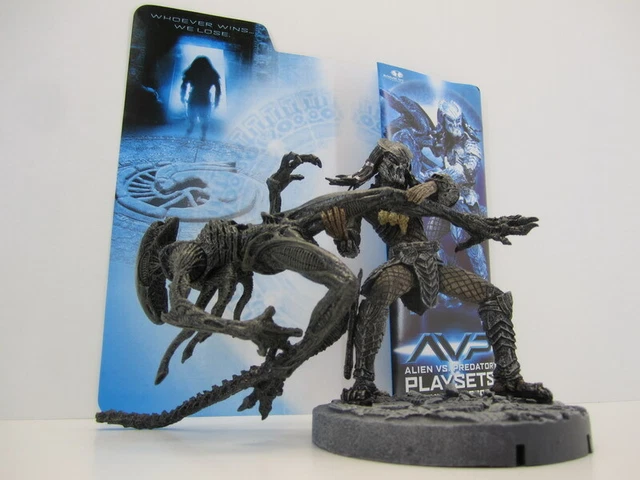 Alien Toy McFarlane Toys Alien Vs. Predator - Celtic Predator Throws ...