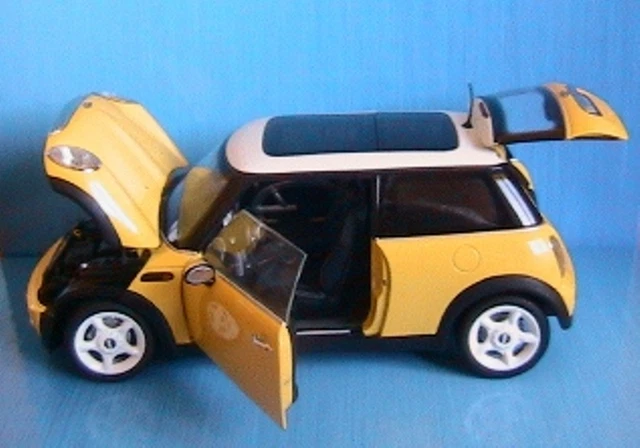 2001 BMW MINI Cooper Yellow Kyosho 08551Y 1/18 Yellow White New Yellow ...
