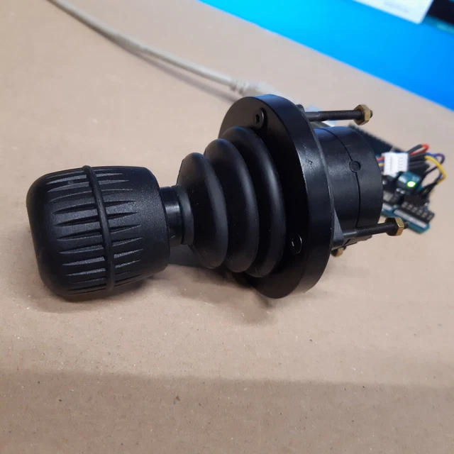 APEM VELCO CMM JOYSTICK CONTROLLER 3000 300451 USATO testato 100% ok ...