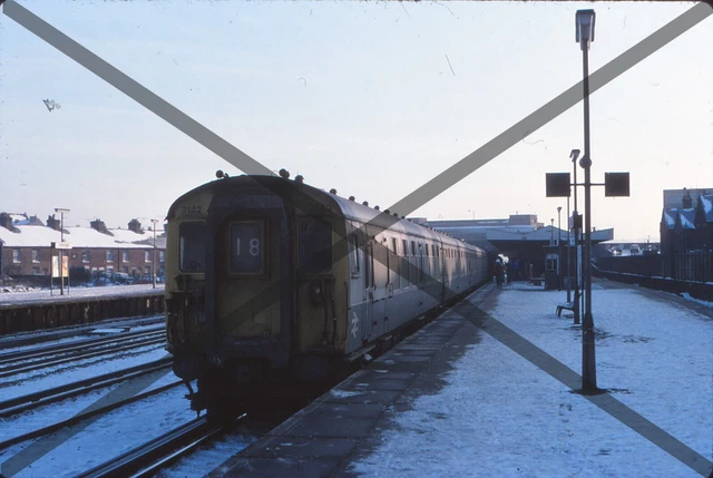 RAILWAY LOCOMOTIVE 35MM Slide – Class 421 Emu In The Snow At Tonbridge ...
