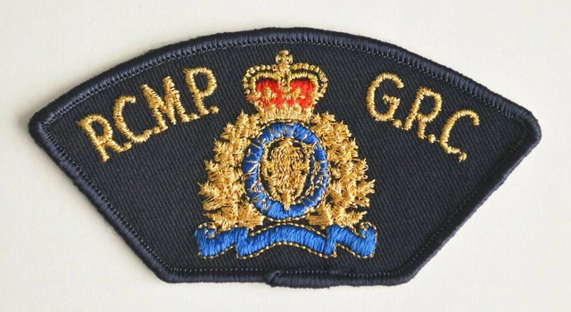 ROYAL CANADIAN MOUNTED Police RCMP GRC Shoulder Patch / Badge £6.00 ...