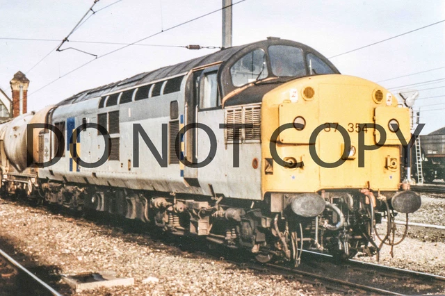 UK DIESEL TRAIN Railway Photograph Of Class 37 37354. Loco. Rm37-1050 £ ...