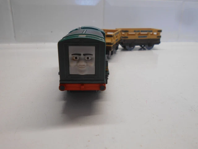 TOMY TRACKMASTER THOMAS the tank engine train paxton & his trucks £11. ...