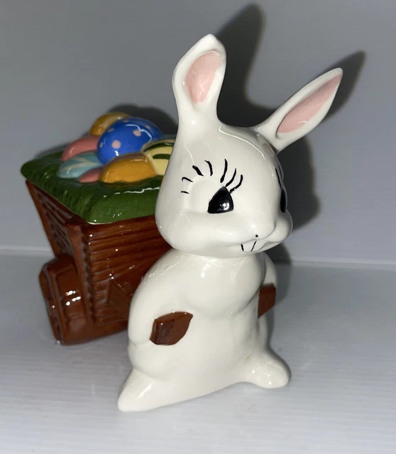 VINTAGE BUNNY RABBIT w/ Wagon Egg Cart Ceramic Spring Easter - Candy ...