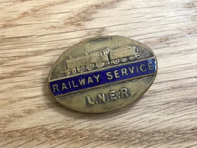 NICE OLD WW2 era railway service LNER enamel badge numbered £7.99 ...