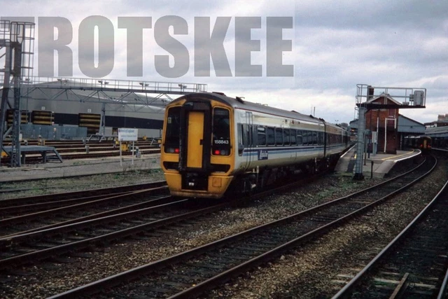 35MM SLIDE BR British Railways DMU Class 158 158843 Salisbury 2000 ...