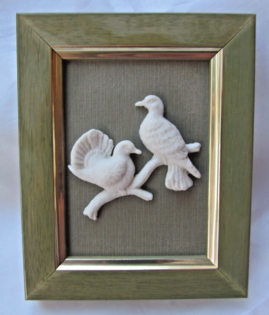 SMALL FRAMED FINE English Porcelain Turtle Doves Sculpture by Susan Norton £9.74 - PicClick UK