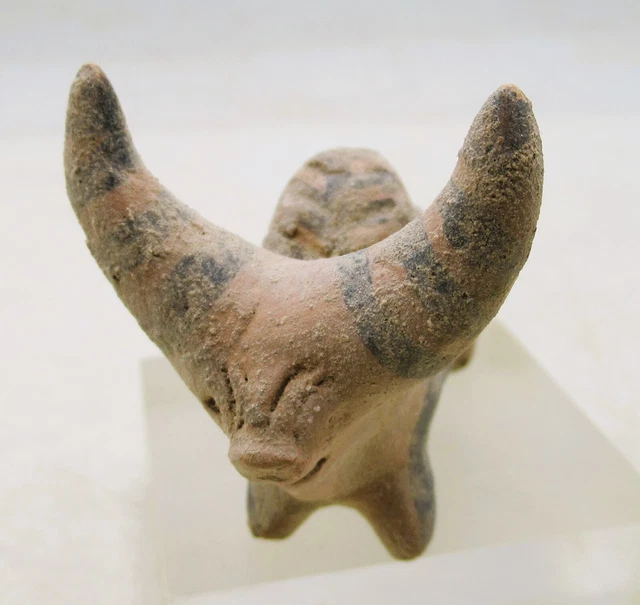 A153 ANCIENT INDUS Valley Terracotta Harappan Bull Figurine. Circa 2200 ...