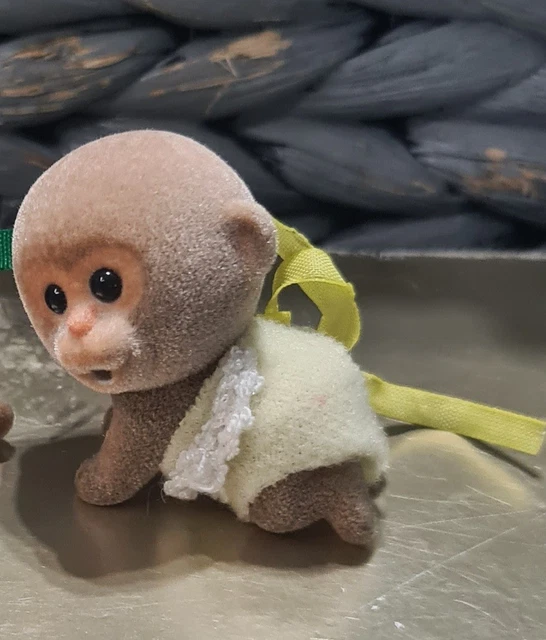 SYLVANIAN FAMILIES BABY Darwin Crawling Monkey Figure £16.32 - PicClick UK