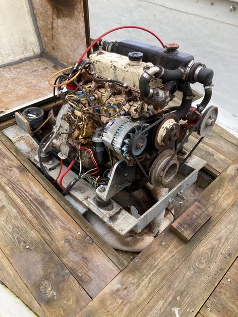 BMC 1.5 MARINE diesel engine & gearbox - runs well, bit scruffy, usual ...